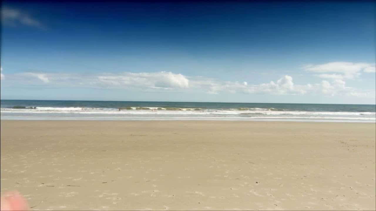 1-Hour East Coast Beach Video Loop with Relaxing Ocean Sounds - The AV ...